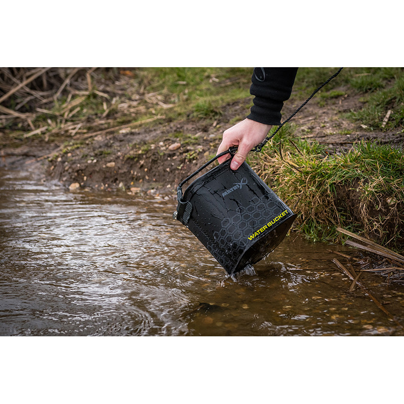 SEAU SOUPLE EVA WATER BUCKET 4.5L MATRIX