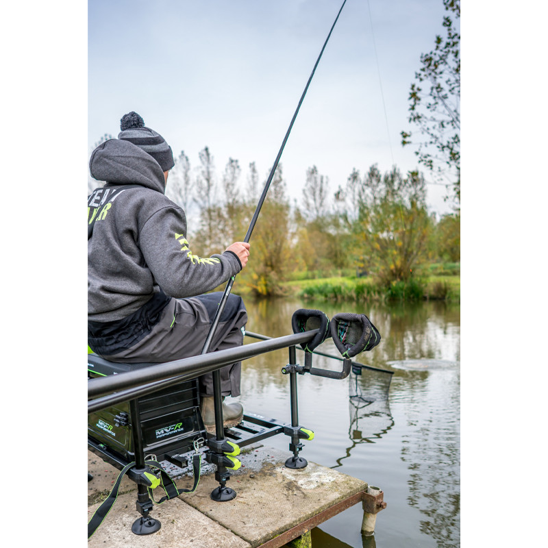FILET A DEBOITE WINDSOCK POLE REST MAVER