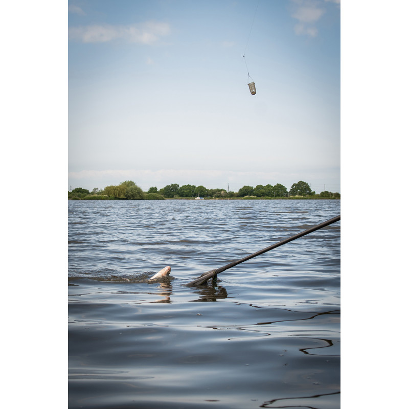 CAGE DISTANCE PLASTIC ORBIT FEEDER MATRIX