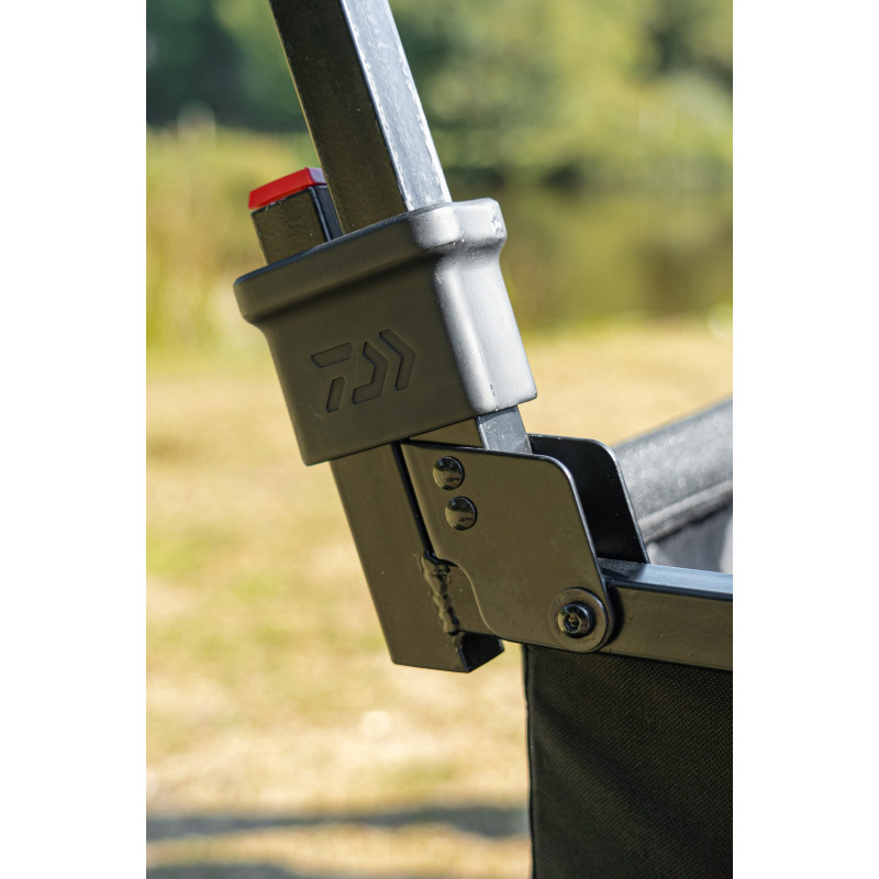 CHARIOT 4 ROUES FOLD-N-GO MATCH BARROW DAIWA